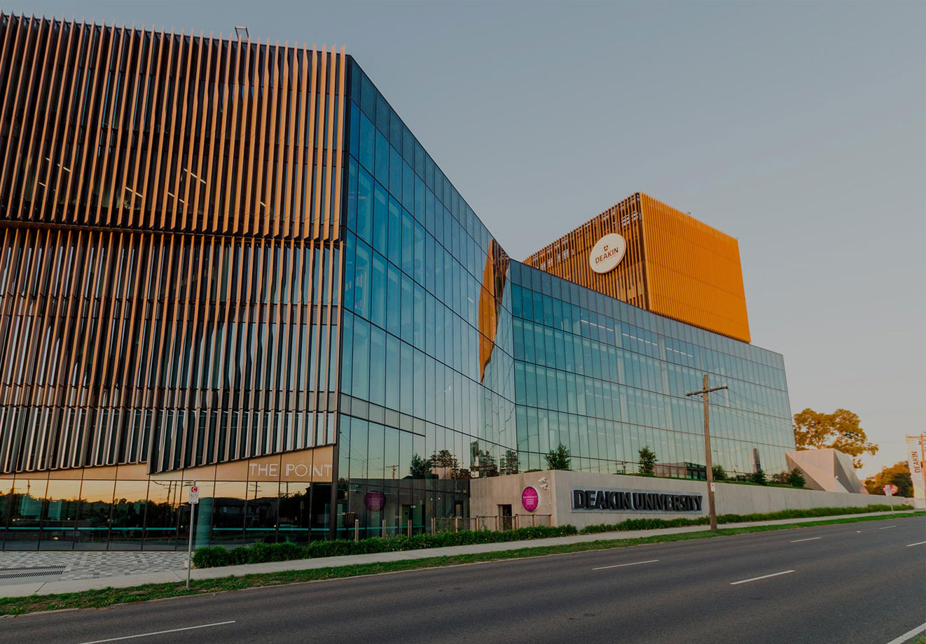 Deakin University - Engaging every learner | D2L